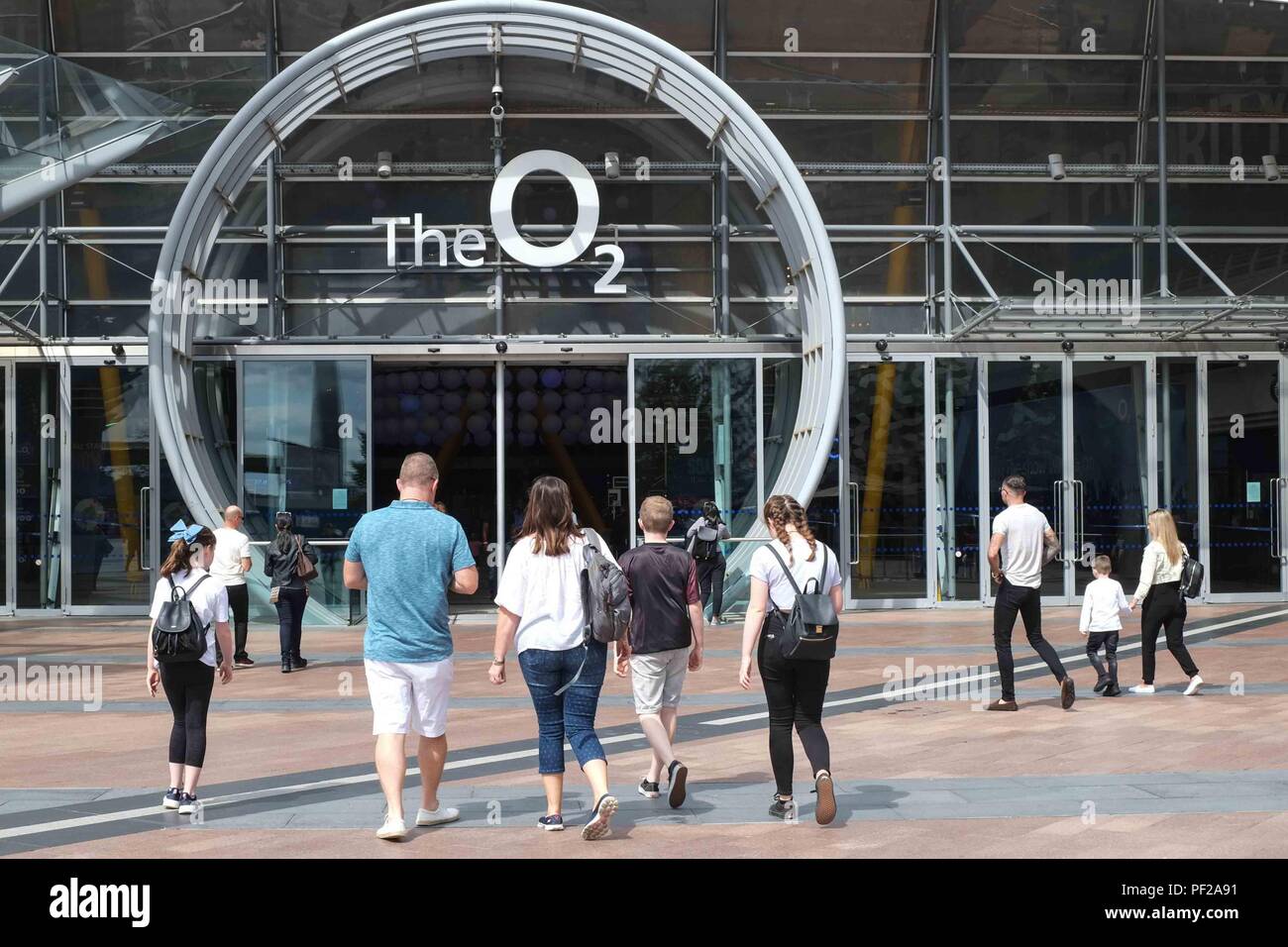 o2 arena main entrance Stock Photo - Alamy