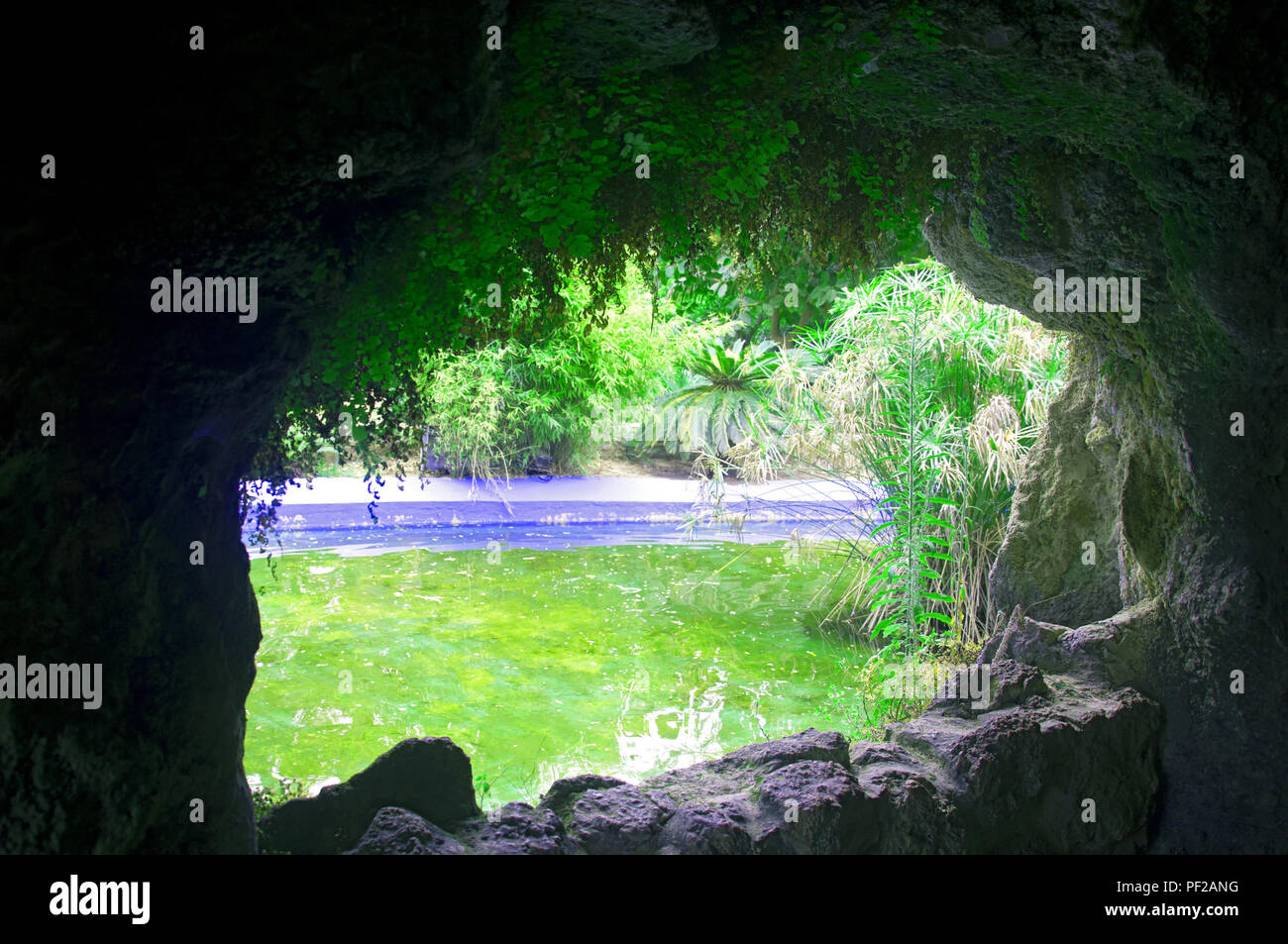 Lake inside the cave hi-res stock photography and images - Alamy
