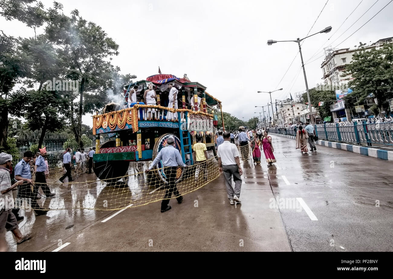 Through chowringhee road hi-res stock photography and images - Alamy