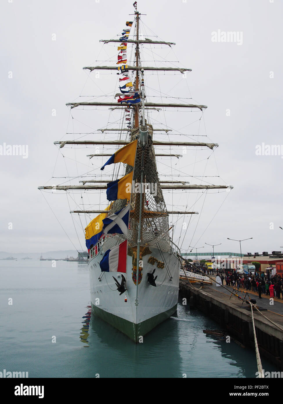 Bow view of the ARC Gloria from Colombia moored to the dock during the ...
