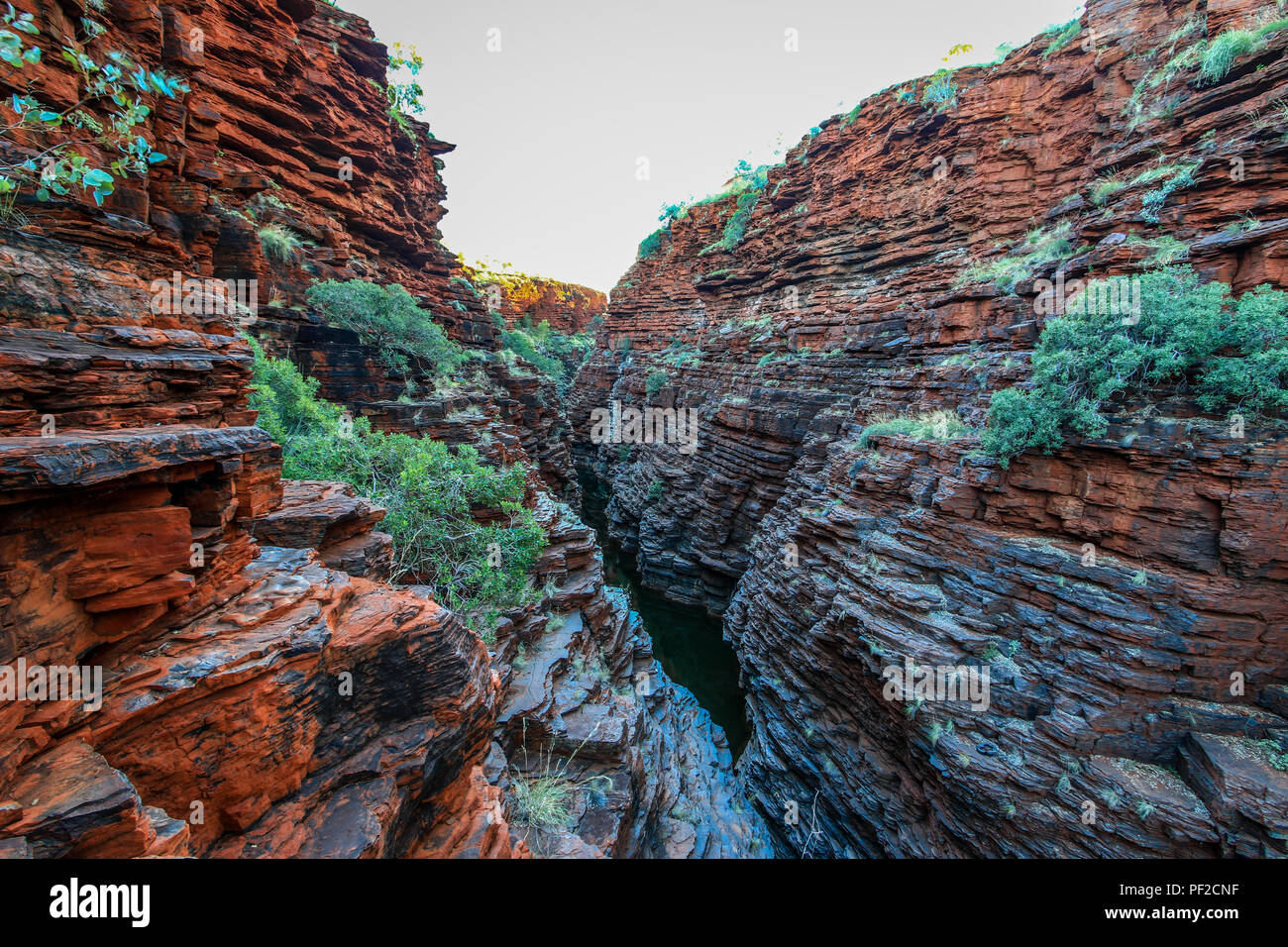 River flowing through Joffre Gorge in Karijini National Park Stock ...