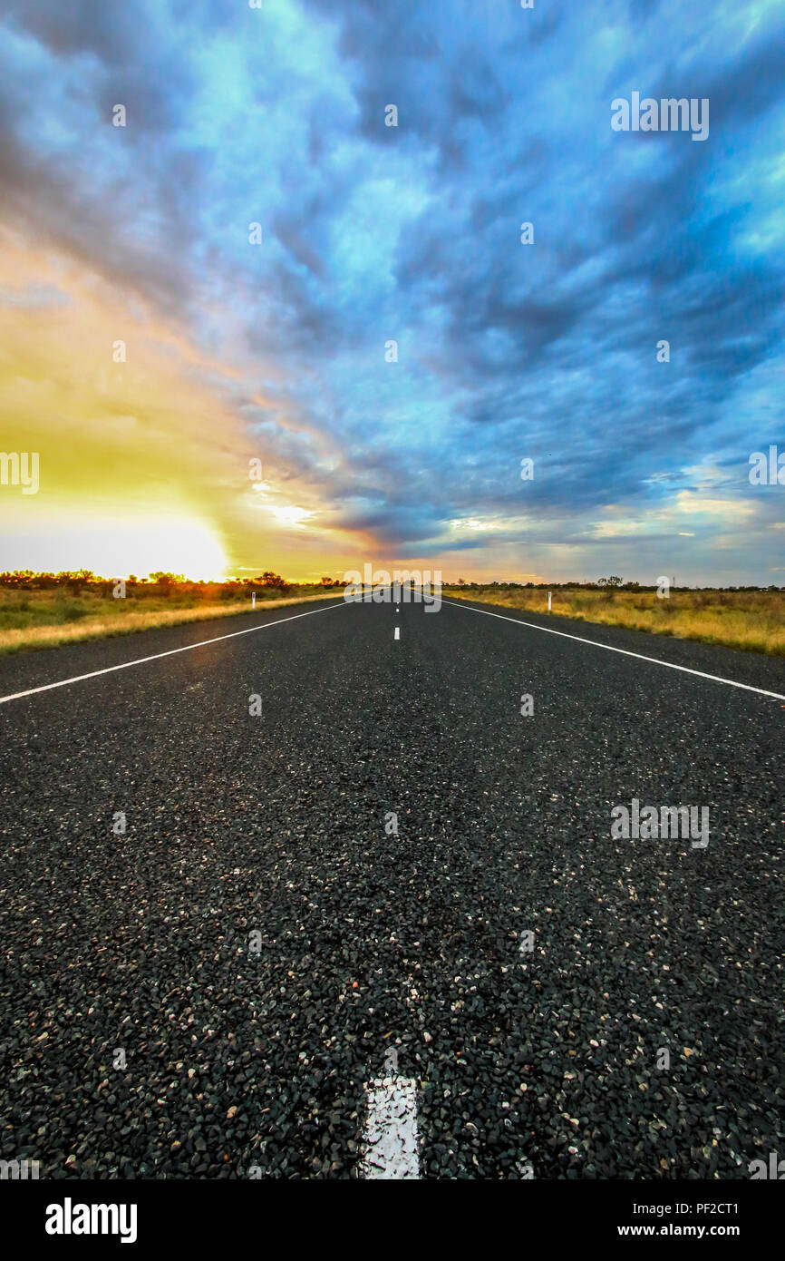 Road leading dramatic landscape hi-res stock photography and images - Alamy