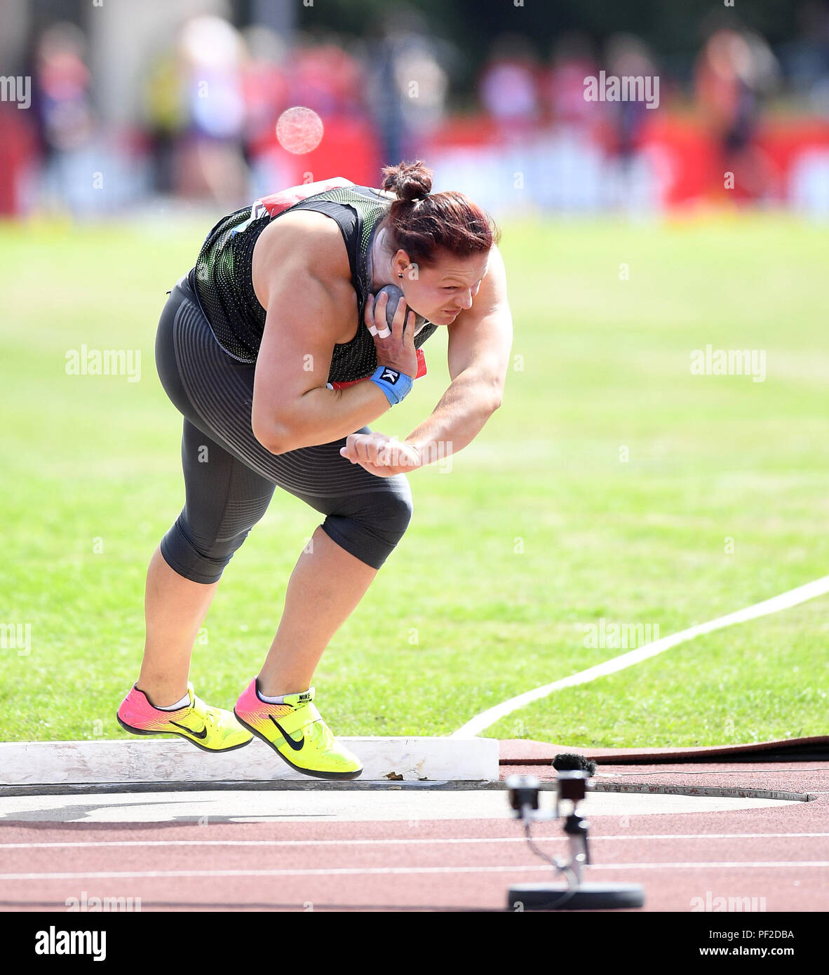 Christina Schwanitz in action during the Diamond League Muller Grand ...