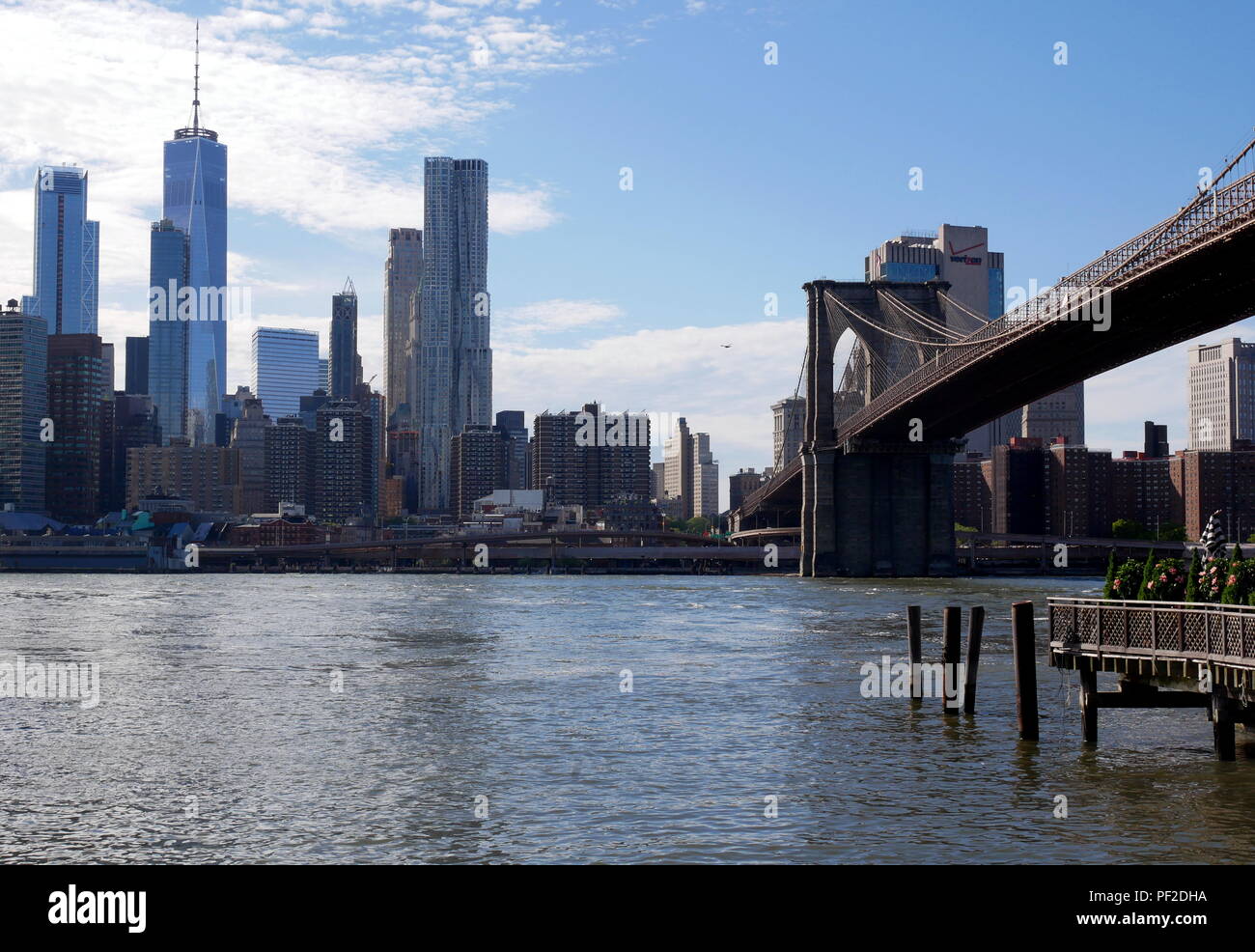 Ny skyscrapers hi-res stock photography and images - Alamy