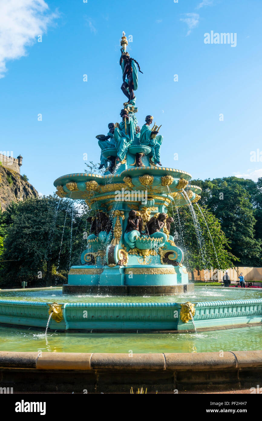 Victorian style water fountain hi-res stock photography and images - Alamy