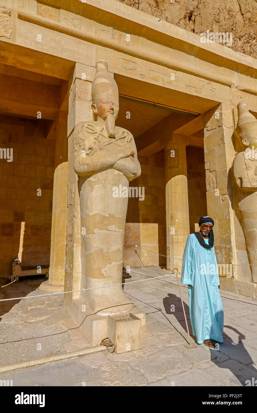 A man dressed in Arab clothing at The Mortuary Temple of Hatshepsut ...