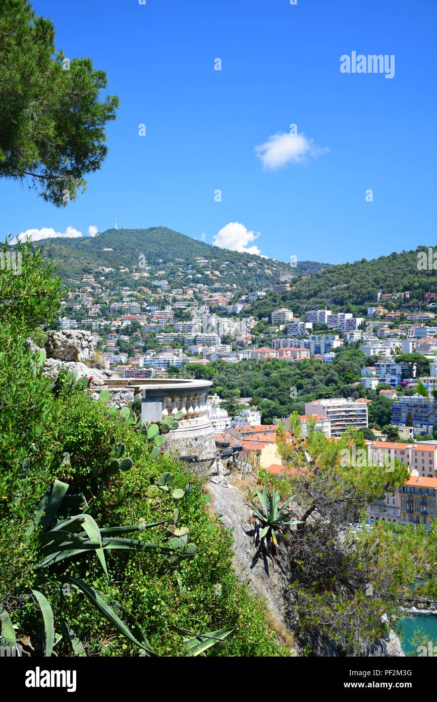 Views of old Nice, Nice Harbor and the Mediterranean from Castle Hill ...