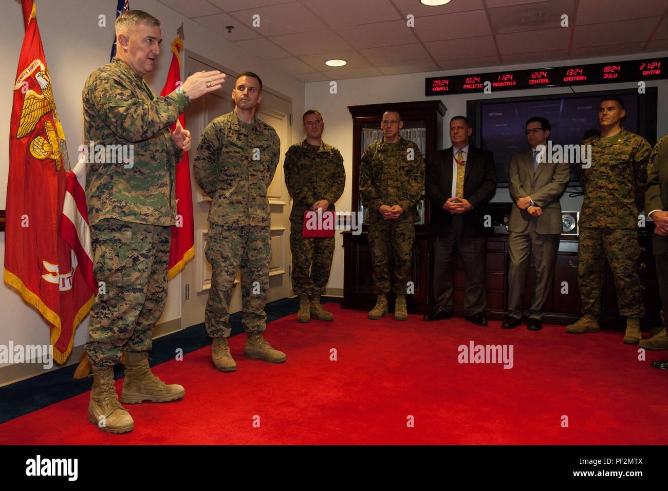 Lt gen glenn m walters hi-res stock photography and images - Alamy