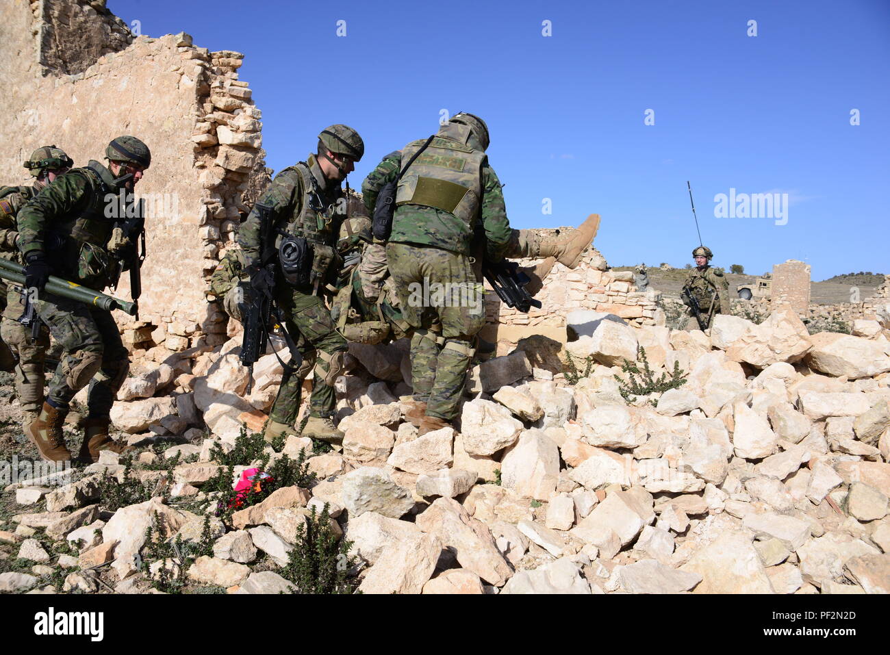 Spanish missions with soldier hi-res stock photography and images - Alamy