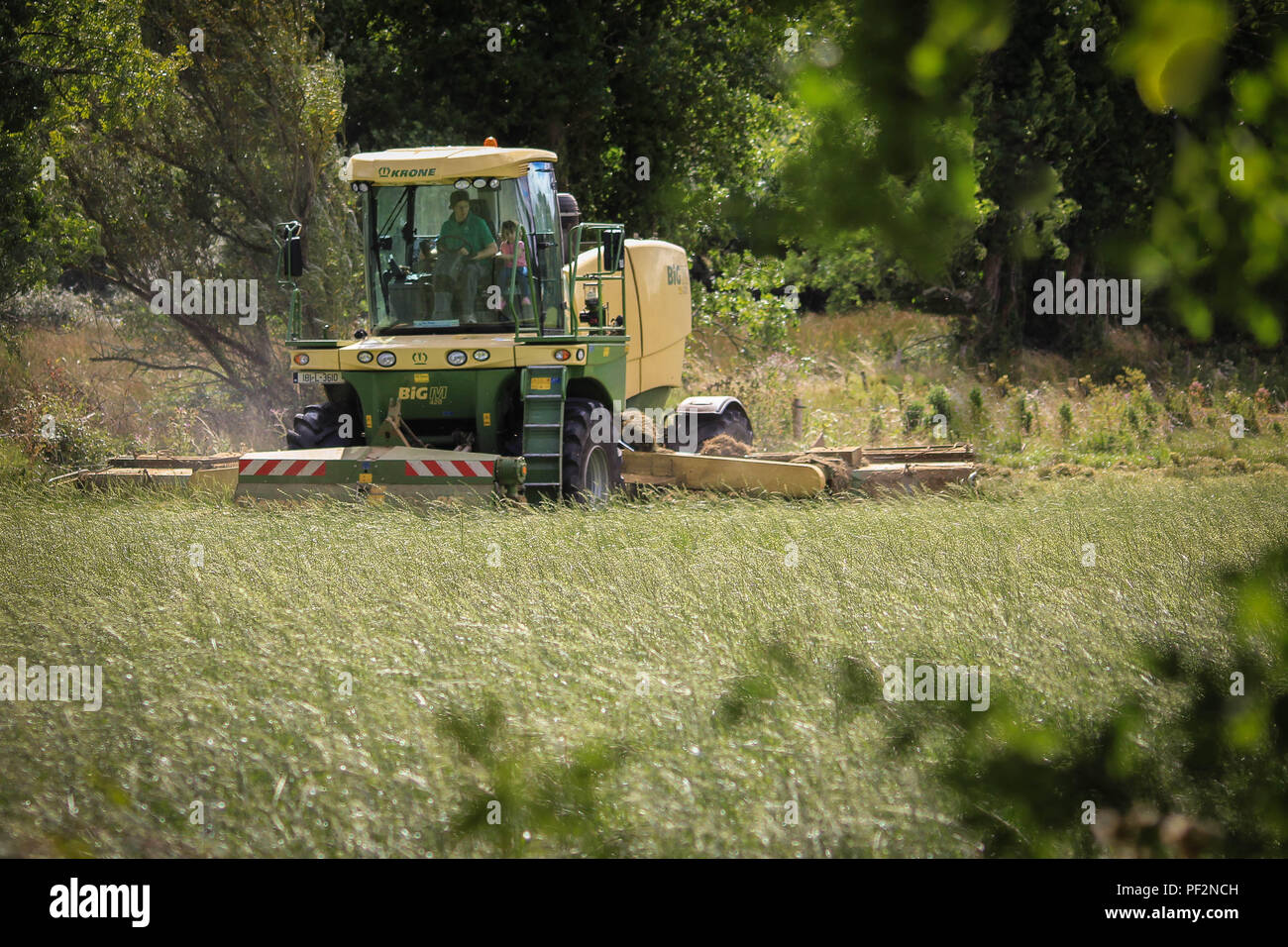 Farming mower hi-res stock photography and images - Alamy