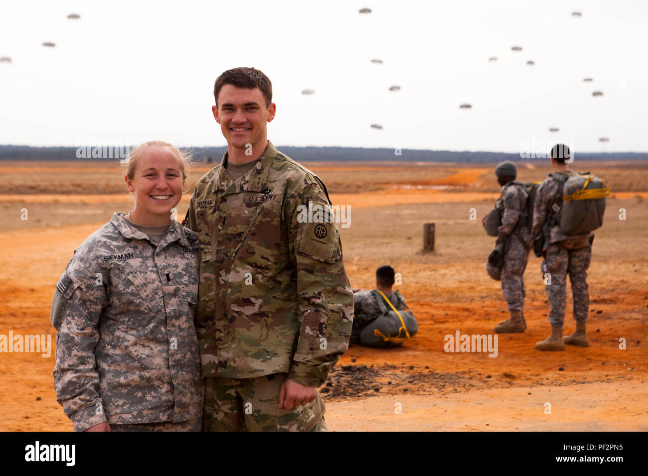 Jumpmaster training program hi-res stock photography and images - Alamy