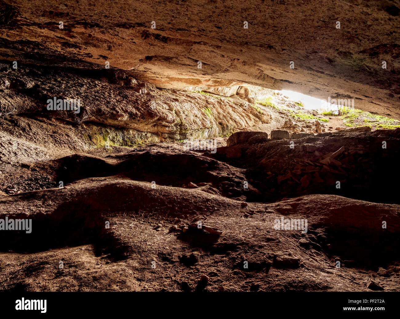 Medium Cave, Cueva del Milodon Natural Monument, Puerto Natales, Ultima ...