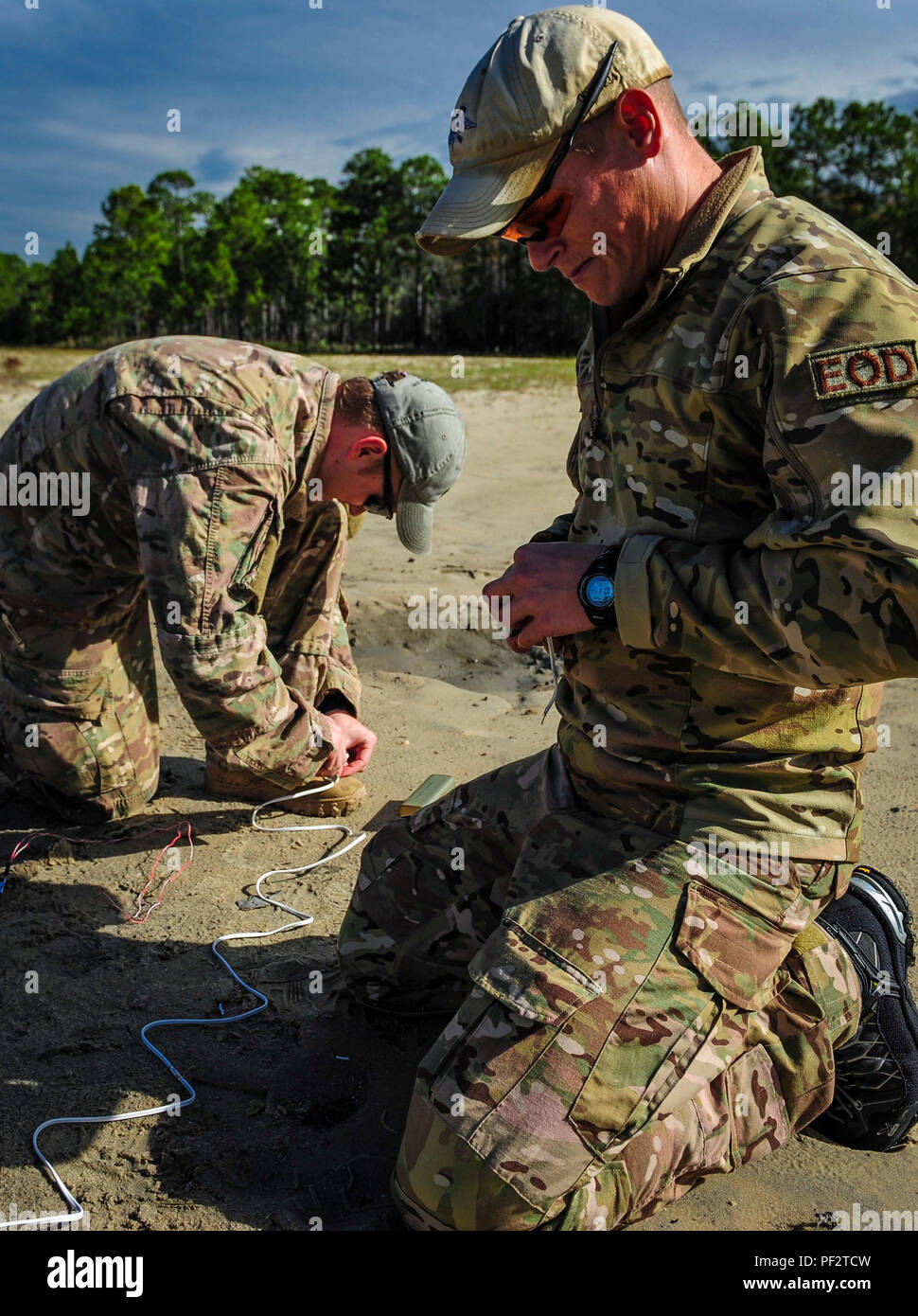 Explosive Ordnance Disposal operations personnel from the 1st Special ...