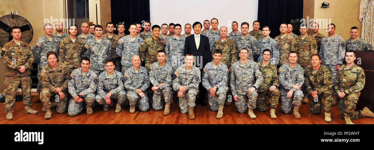 Retired Korean Maj. Gen. Lee Seo-young with Foreign Area Officers ...