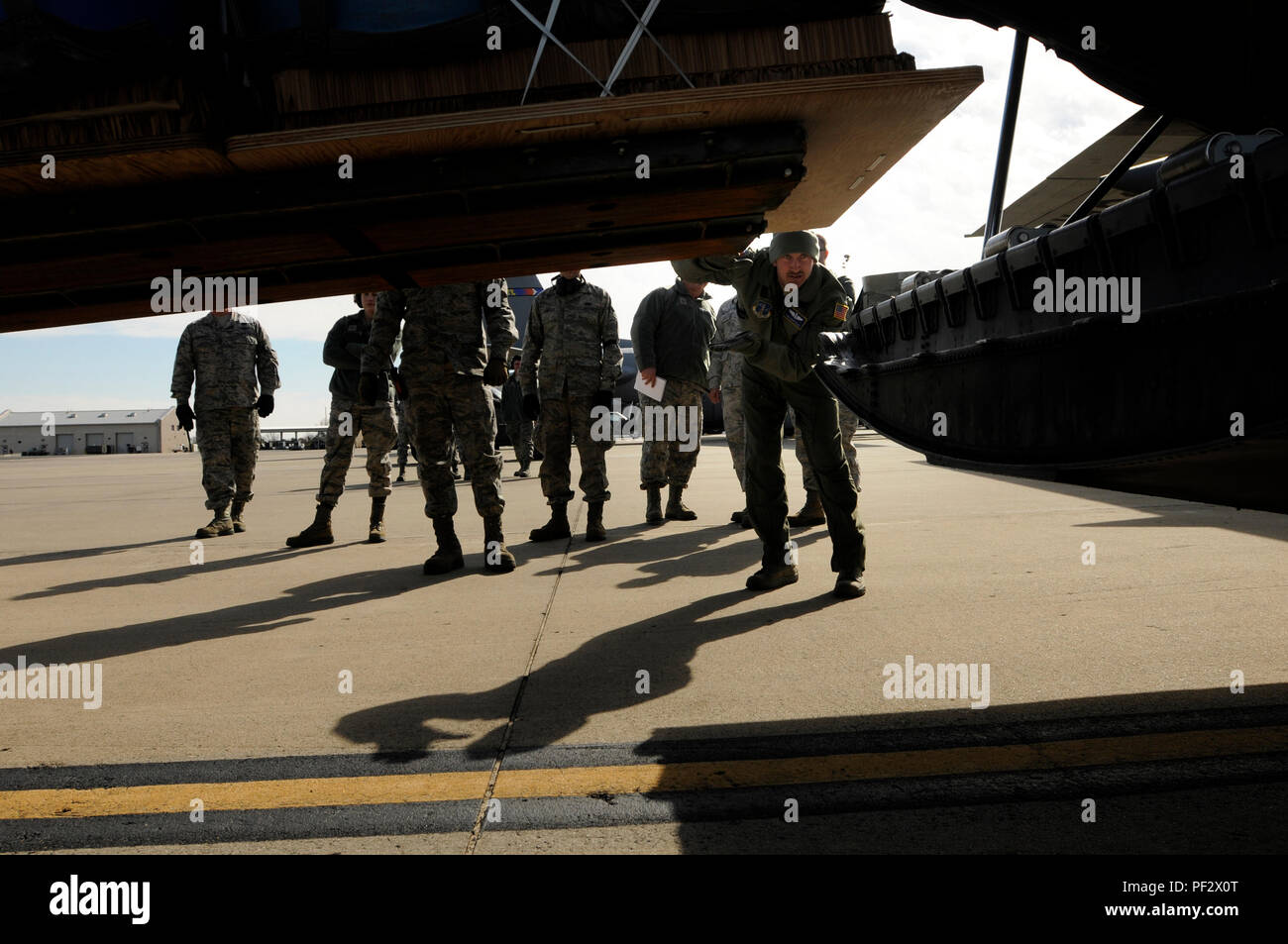 Ramp hand signals hi-res stock photography and images - Alamy