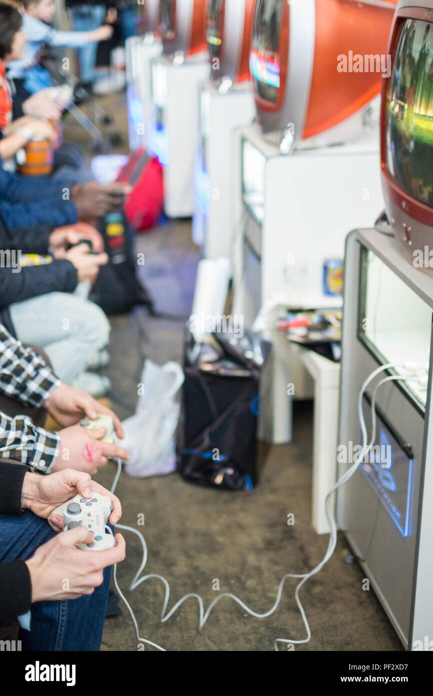 Alamy reportage hi-res stock photography and images - Alamy