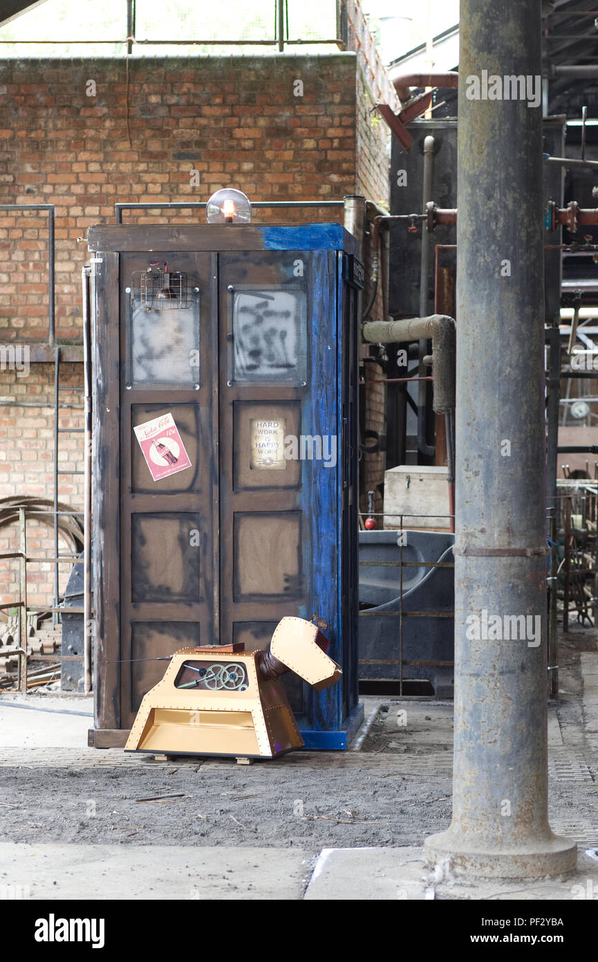 Steampunk tardis and K9 Stock Photo - Alamy