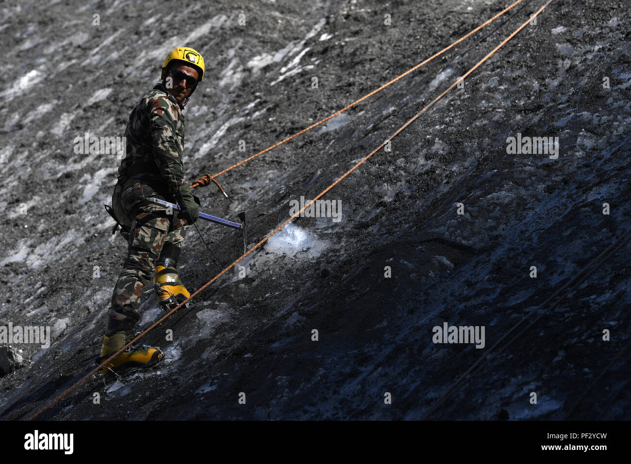 A Nepalese Mahabir Ranger trains on glacier rescue with U.S. Air Force ...