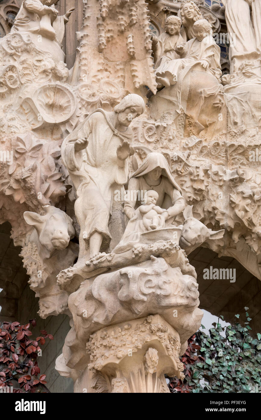 BARCELONA, SPAIN - MARCH 19, 2018: cathedral statue designed by Gaudi ...