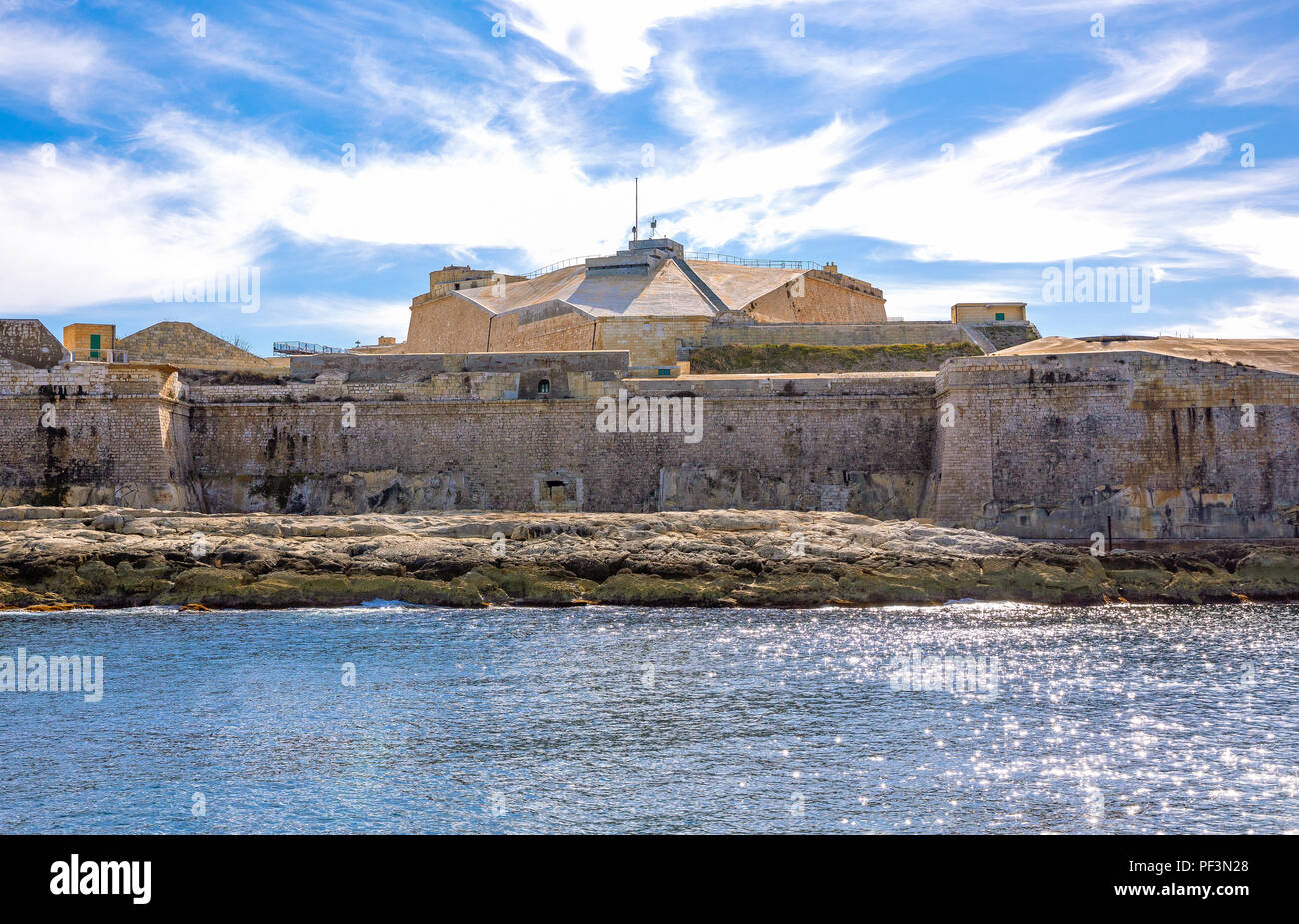 Entrance to grand harbour hi-res stock photography and images - Alamy