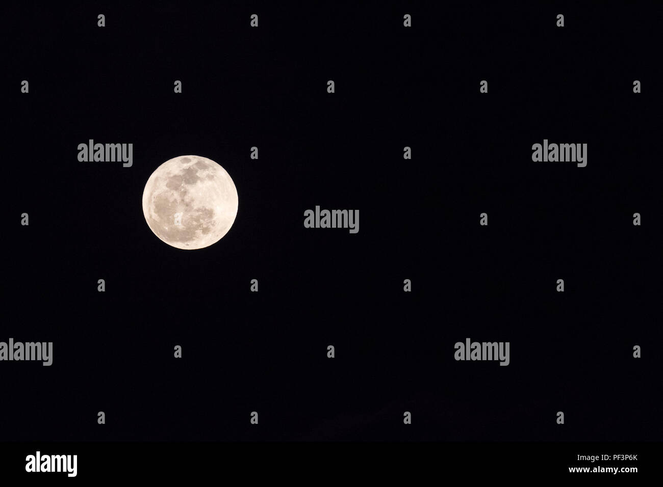 Full Moon at Montgomery Reef, Western Australia Stock Photo - Alamy