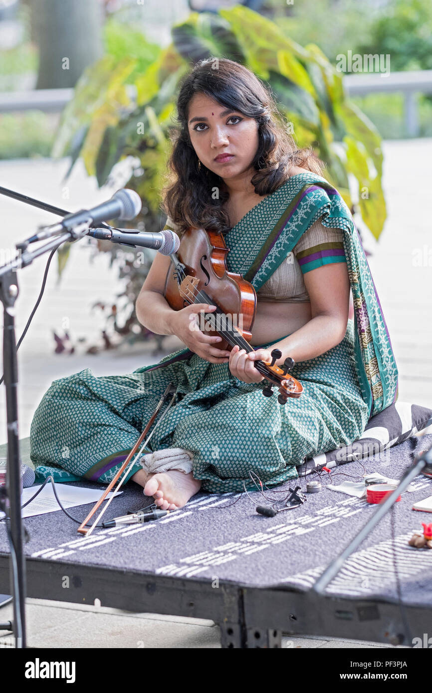 Raga music hi-res stock photography and images - Alamy