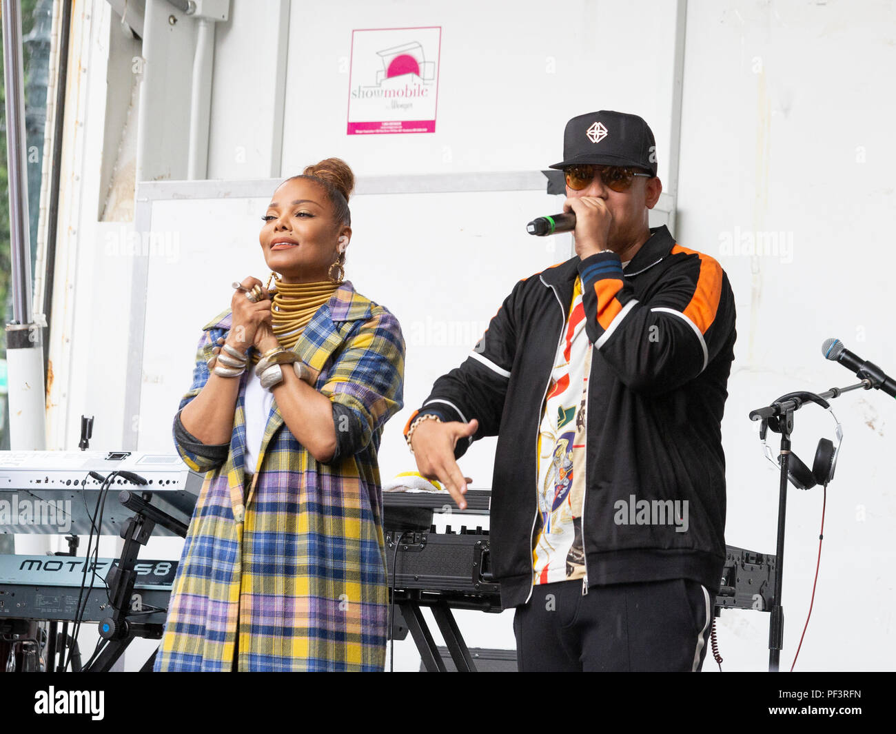 New York, USA. 18th Aug, 2018. Janet Jackson and Daddy Yankee celebrate ...