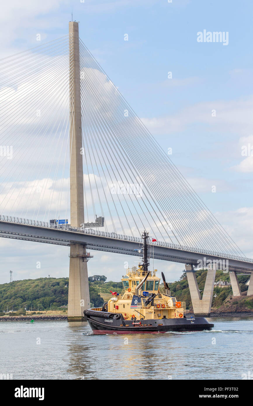 Blue tug boat hi-res stock photography and images - Alamy