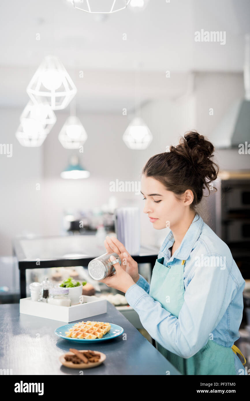 Waitress Preparing Order in Cafe Stock Photo - Alamy