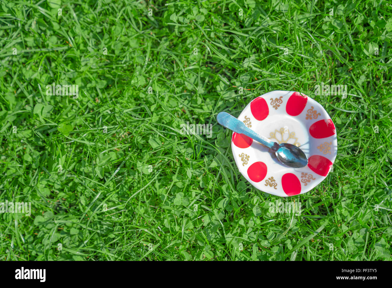 Green objects hi-res stock photography and images - Alamy