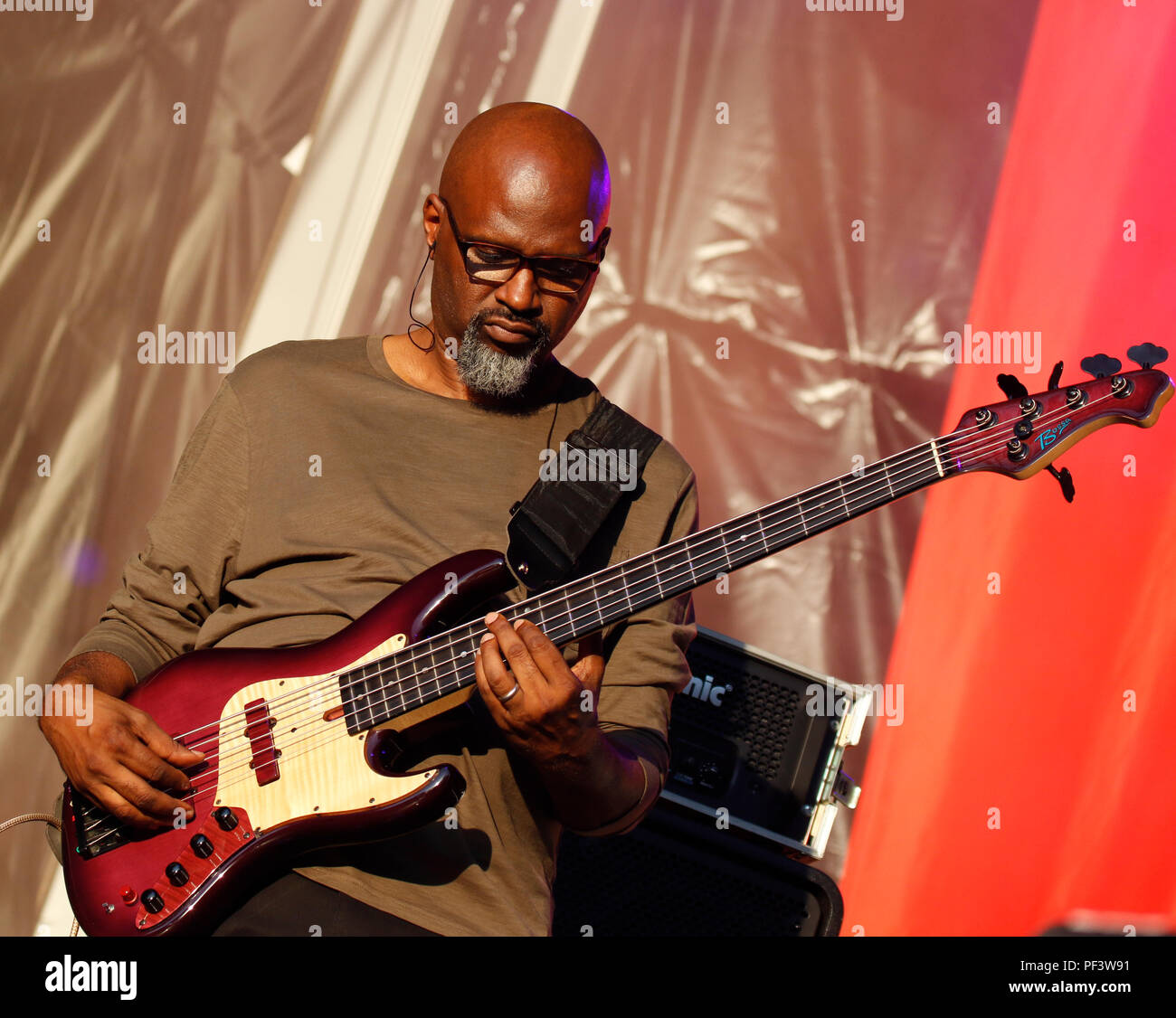 Swiss singer bass hi-res stock photography and images - Alamy