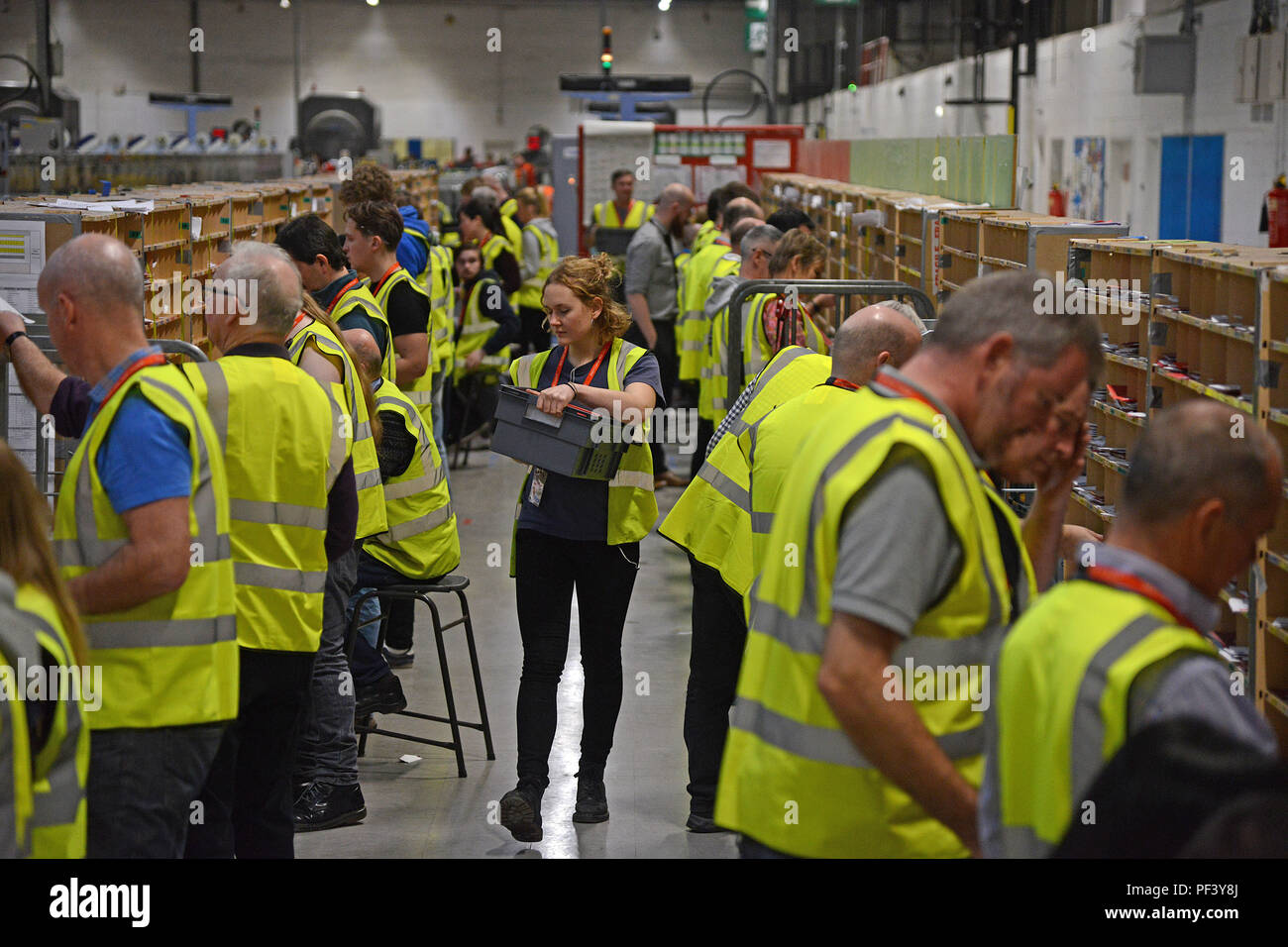 JON SAVAGE PHOTOGRAPHY 07762 580971 www.jonsavagephotography.com 14th ...