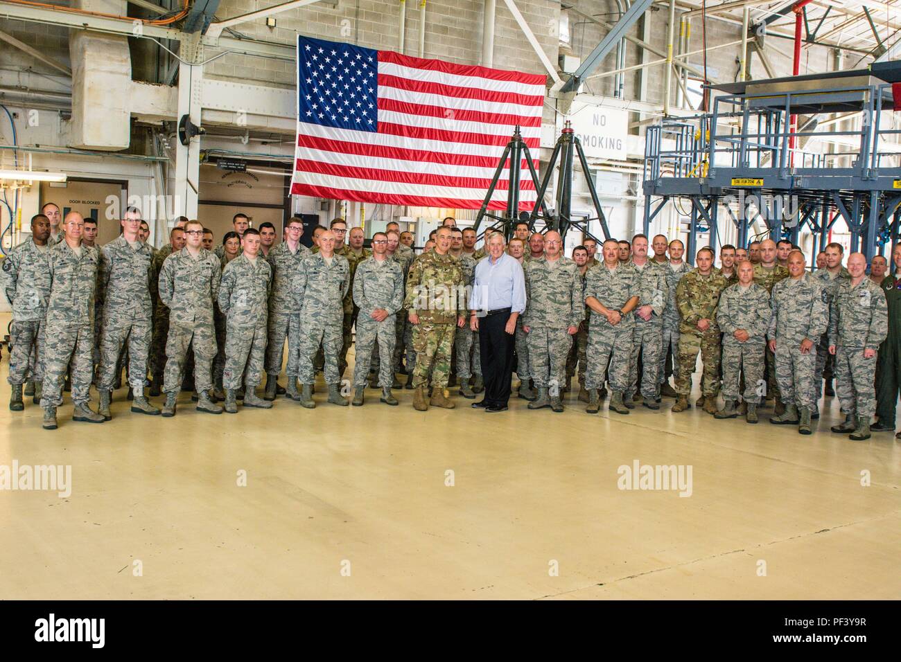 Missouri Gov. Michael Parson and U.S. Army Maj. Gen. Stephen Danner ...