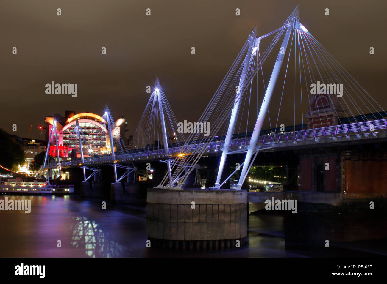 Golden Jubilee Bridge, Hungerford Bridge and Charing Cross Station ...
