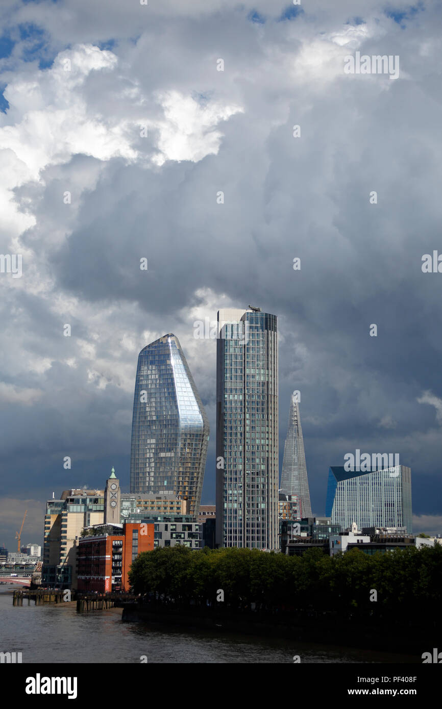 Waterloo vase hi-res stock photography and images - Alamy