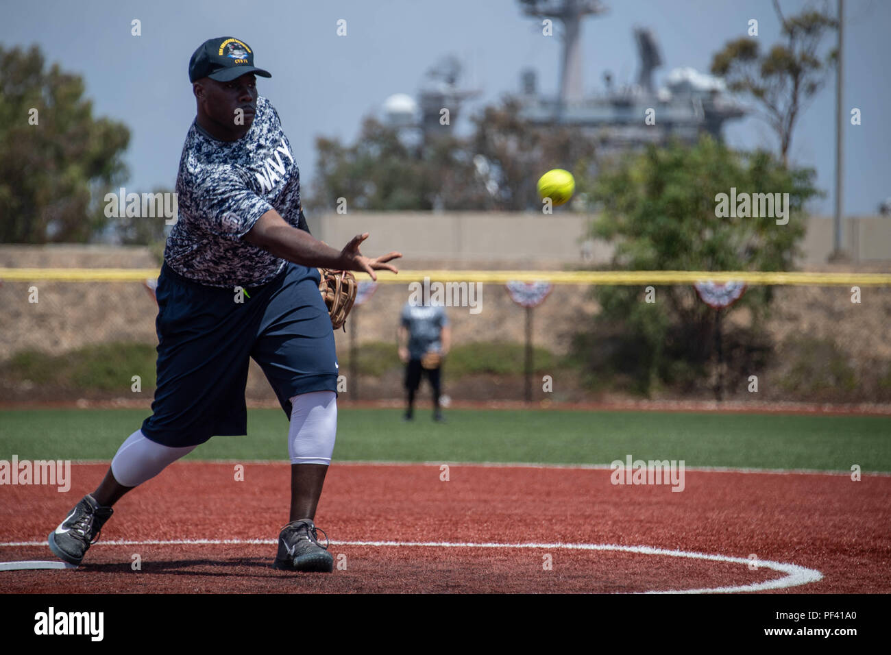 SAN DIEGO (16AUG2018) - Air Traffic Controller 1st Class El Embry ...