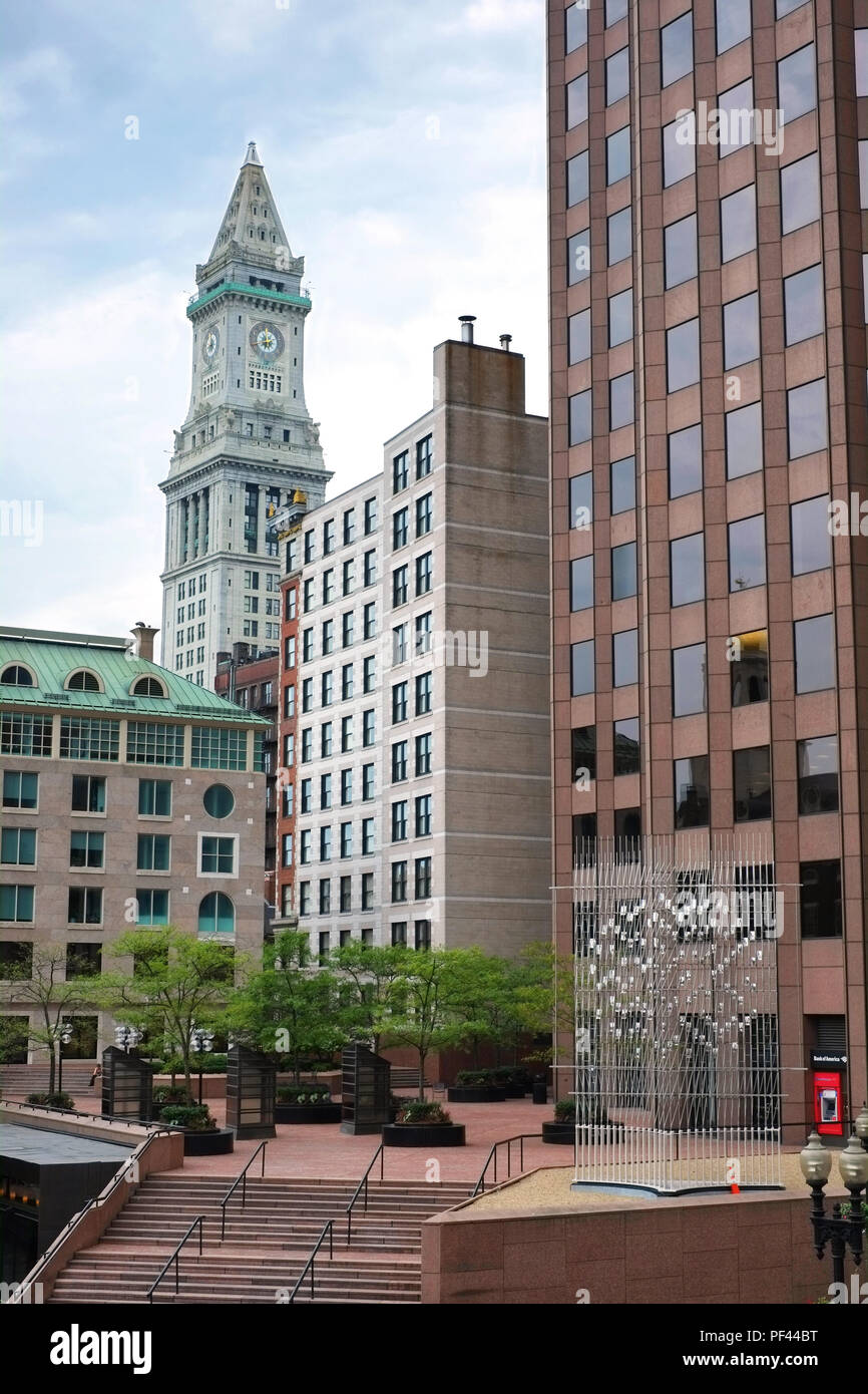 Unique downtown architecture hi-res stock photography and images - Alamy