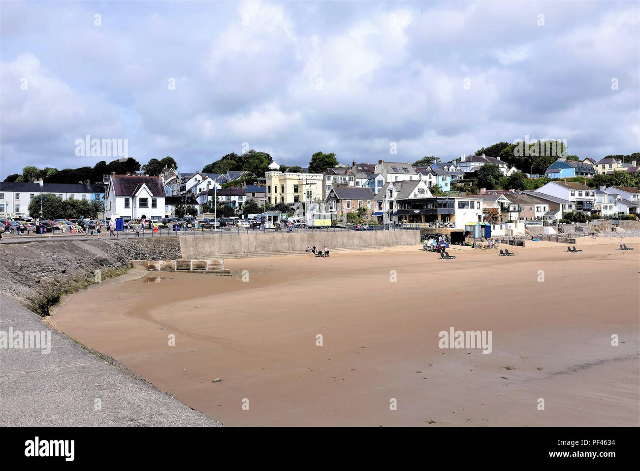 Saundersfoot town hi-res stock photography and images - Alamy