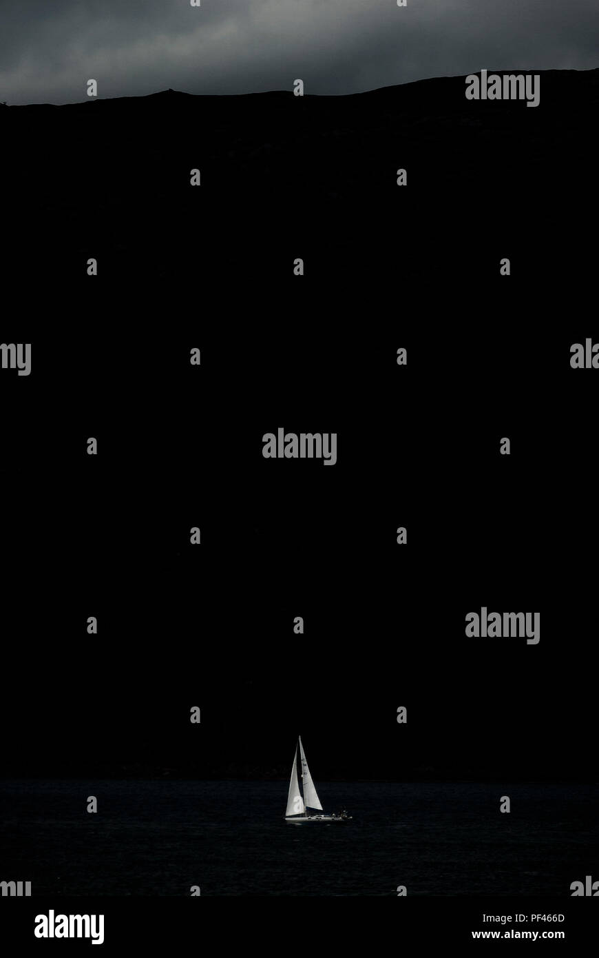 Shadow sailing hi-res stock photography and images - Alamy