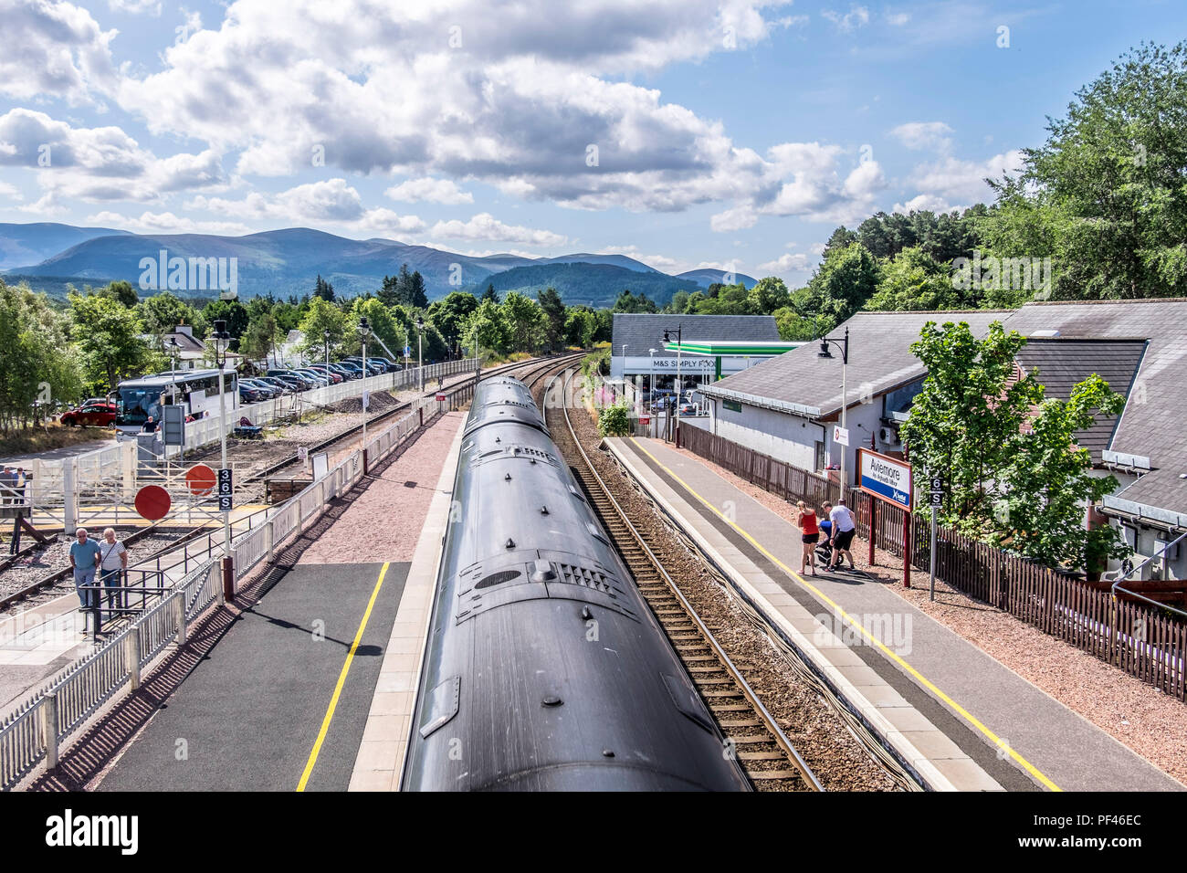 Highland main line railway hi-res stock photography and images - Alamy