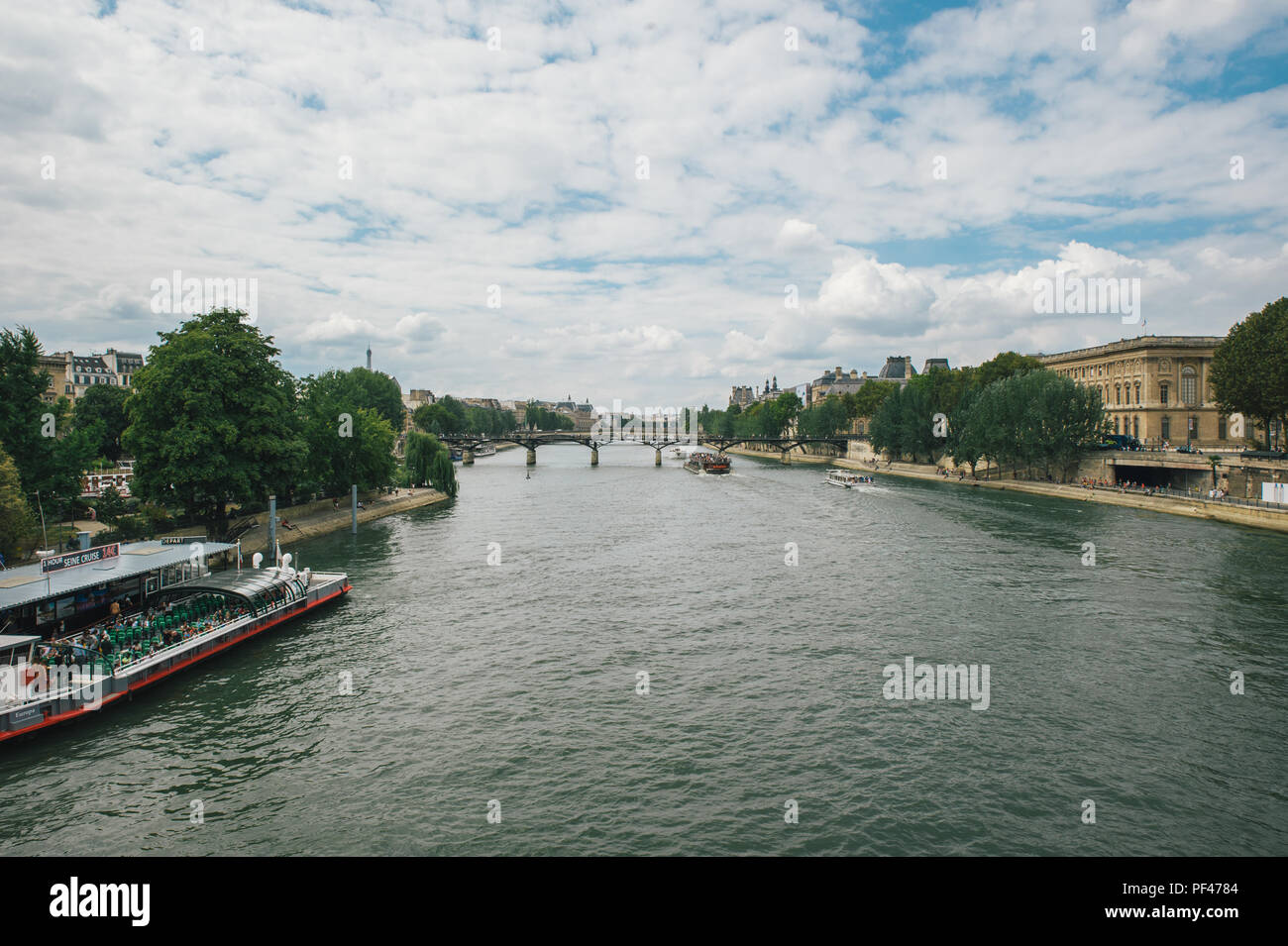 Seine river scene hi-res stock photography and images - Alamy