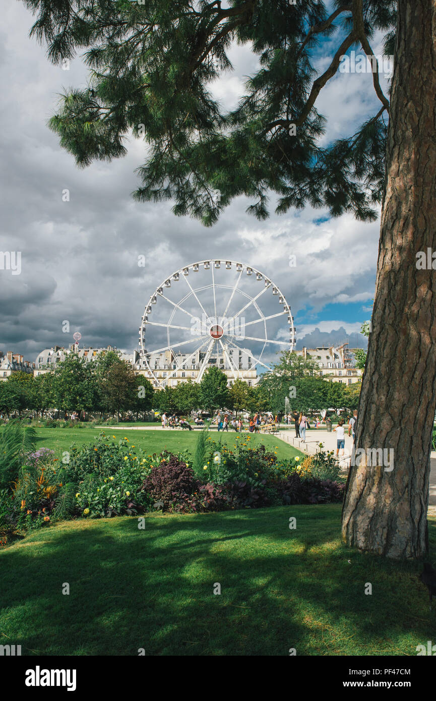 Ferris wheel in Paris Stock Photo - Alamy