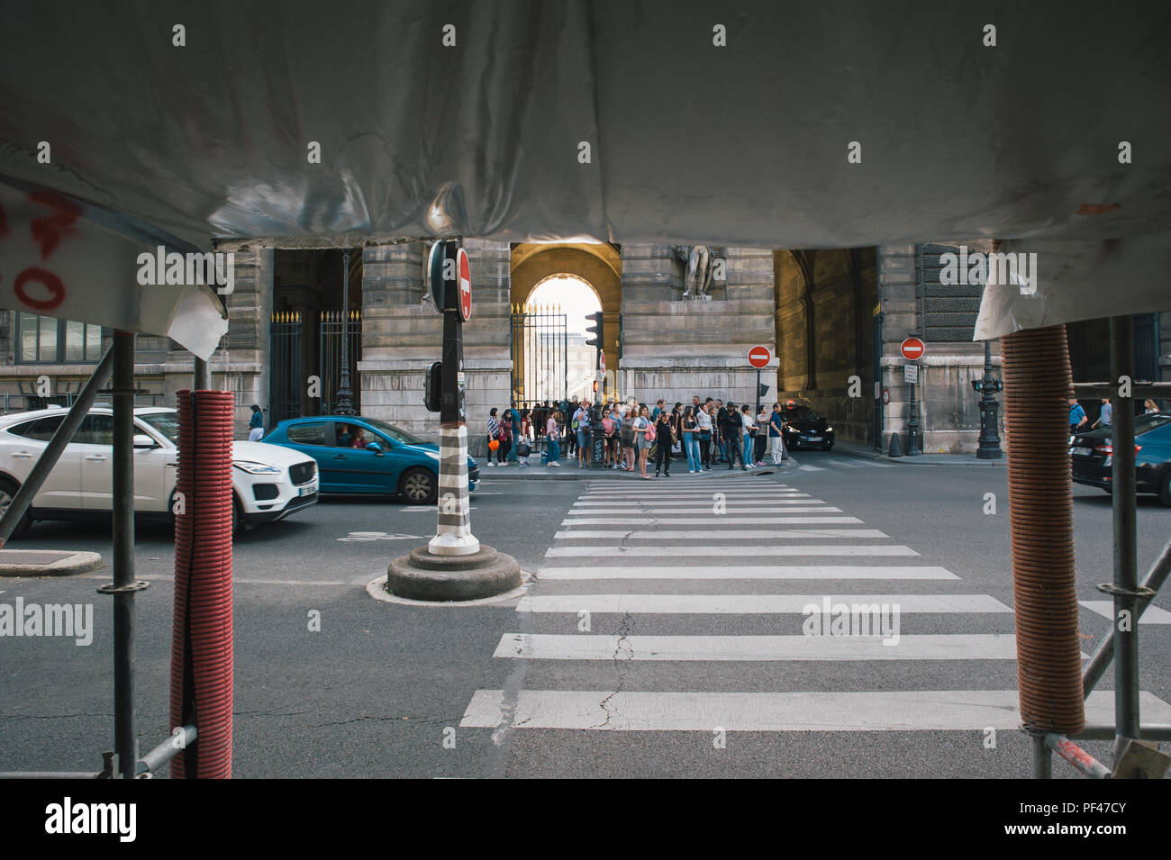 Tourists visiting the Louvre Museum, Paris, France Stock Photo - Alamy