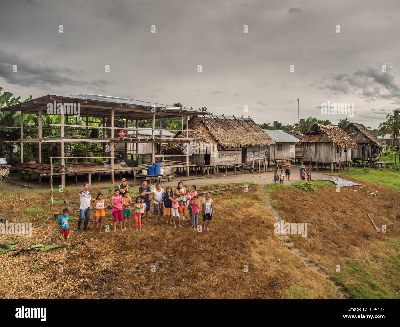 Peruvian river people hi-res stock photography and images - Alamy