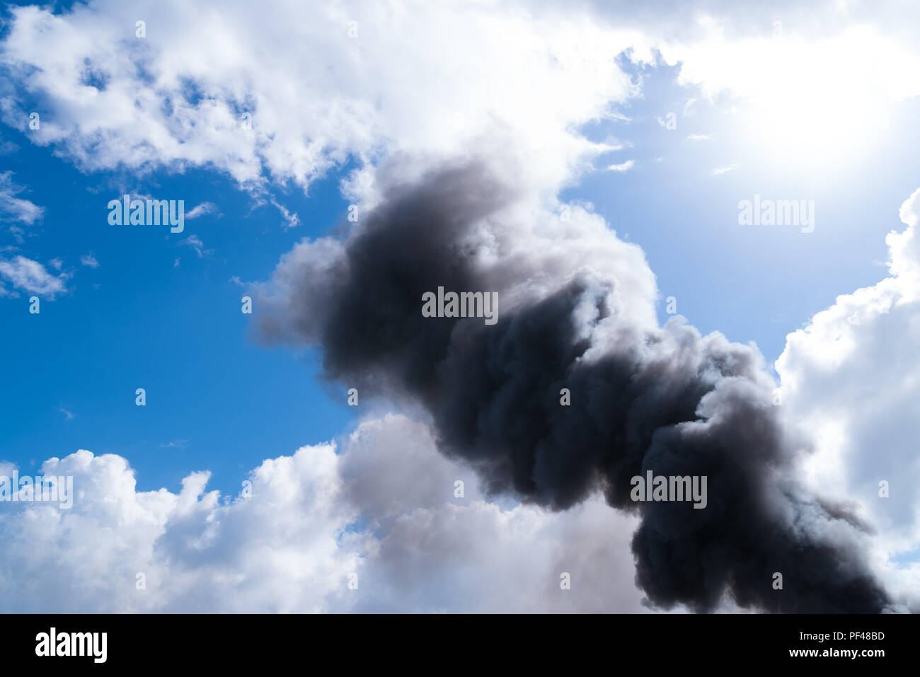 Explosion fire plume hi-res stock photography and images - Alamy