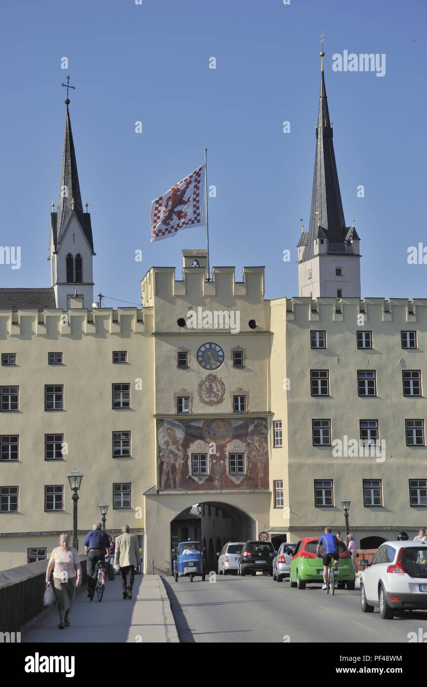 Brucktor bridge gate hi-res stock photography and images - Alamy