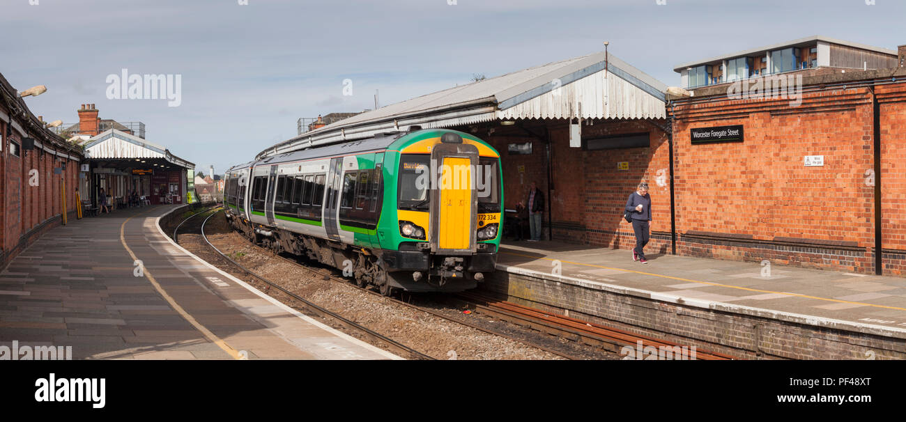 A West Midlands railway class 172 turbostar train ( 172334 ) at ...