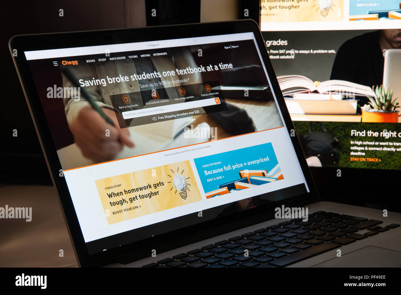 Chegg website hi-res stock photography and images - Alamy