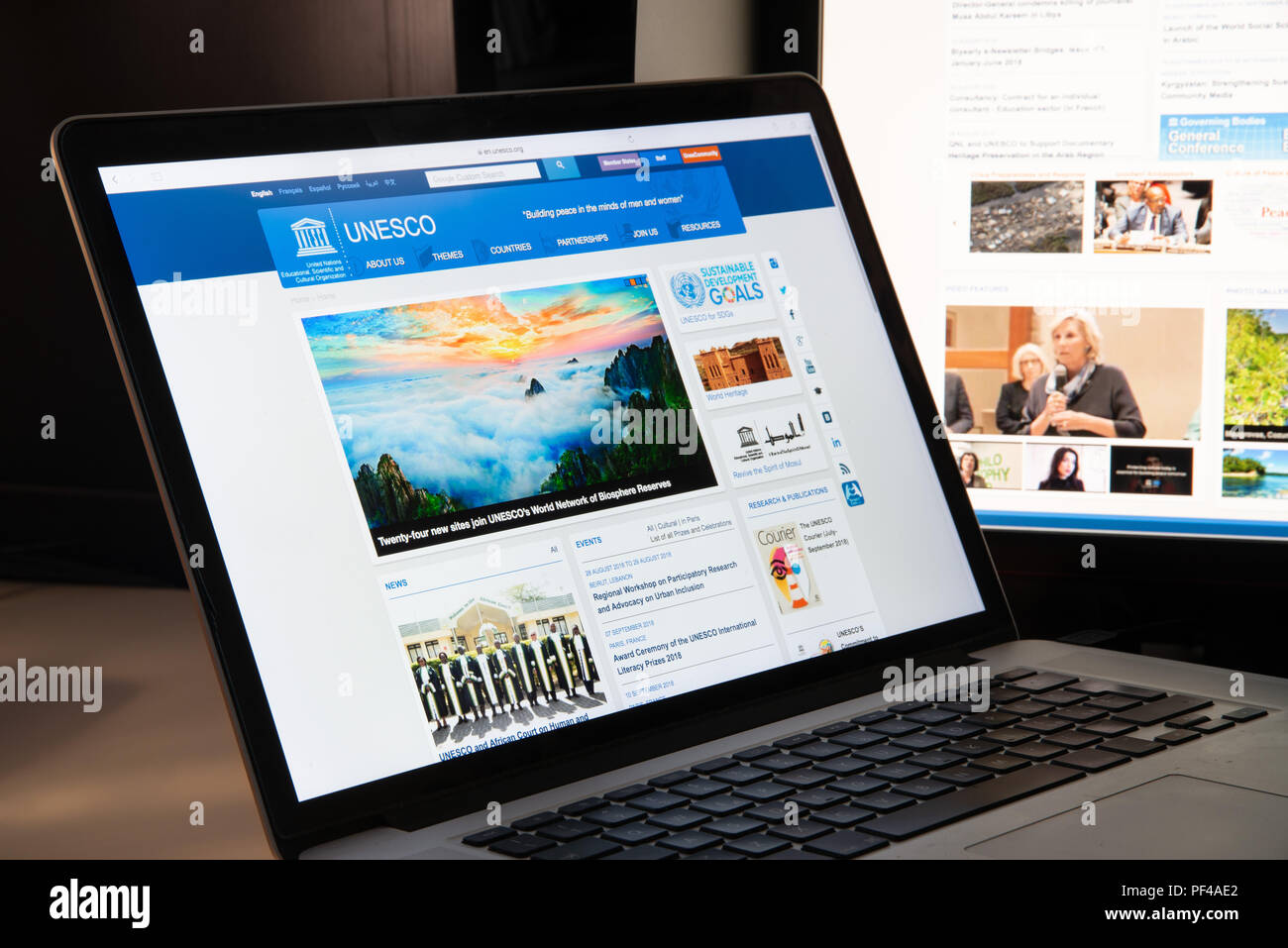 Unesco logo hi-res stock photography and images - Alamy