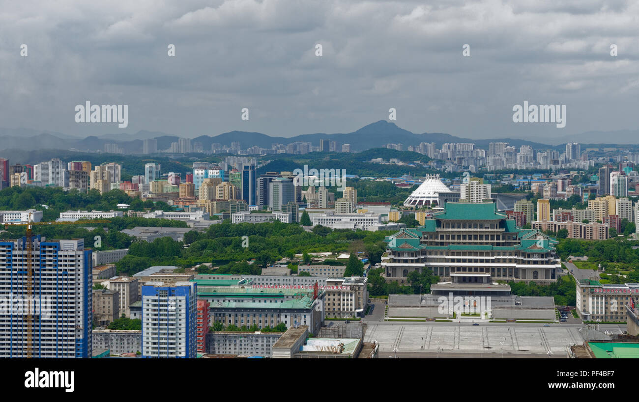 Taedong river, pyongyang hi-res stock photography and images - Alamy